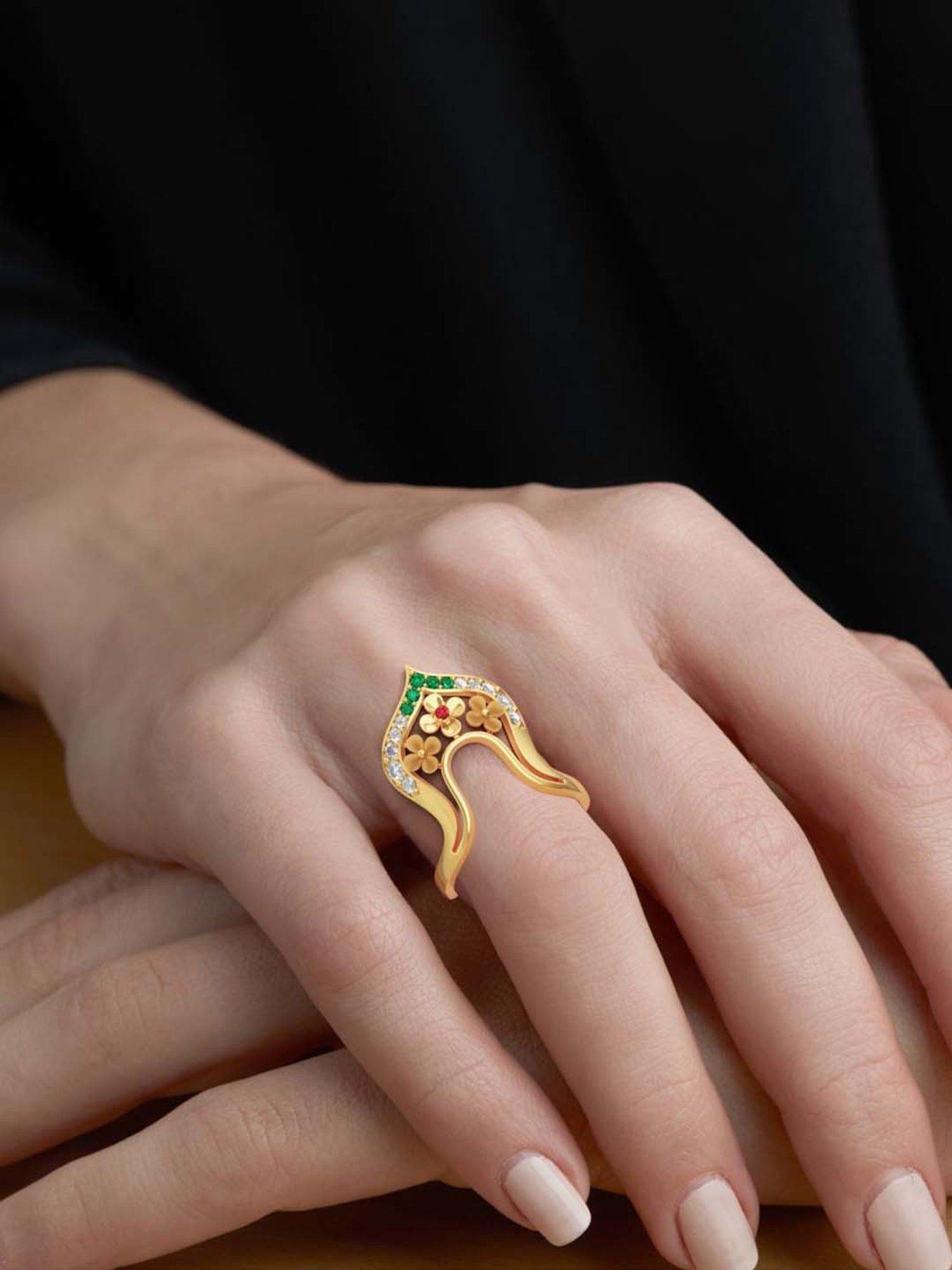 Buy Joyalukkas Gold 22K Floral Vanki Ring for Women Online At Best Price Tata CLiQ
