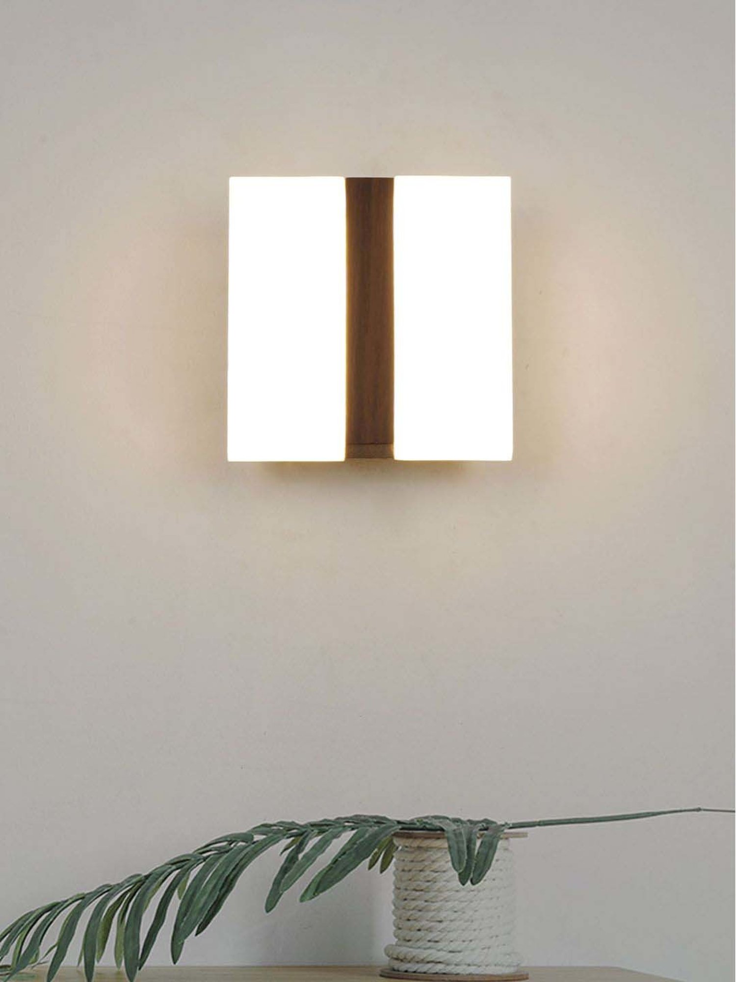 Fos Lighting White & Gold Acrylic Square 4 Inch Bar 12W Warm Led Wall Light