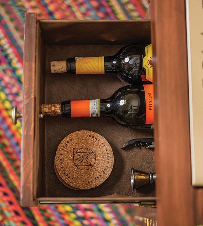 Buy HAUS OF BARS by SpeedX Matte Gold Mini Bar With Display Cabinet ...