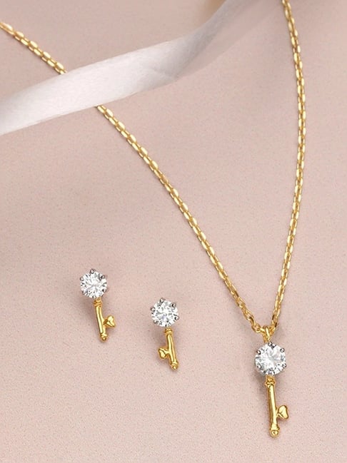 Tanishq 14 carat gold jewellery store