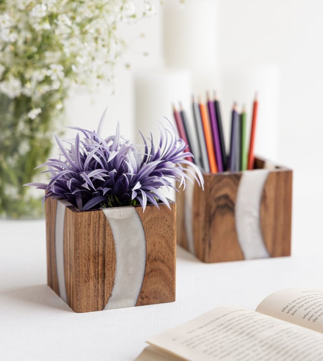 Buy Authentic Designer Pen Stands Online In India | Tata CLiQ Luxury