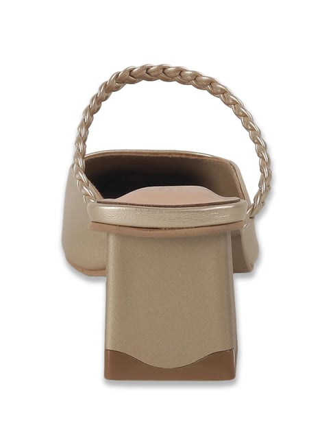 Metro Gold Women Casual