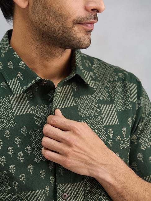 Fabindia Men Shirts in Cotton