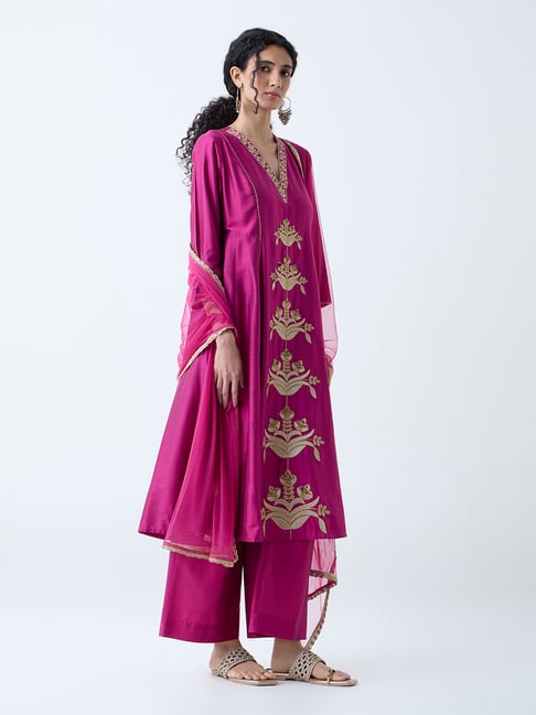 Women's Clothing Vark Ethnic Wear Magenta Suits