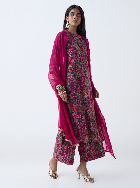 Women's Clothing Vark Ethnic Wear Magenta Suits