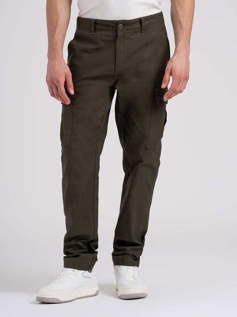 Red Tape Men Trousers & Chinos in Green