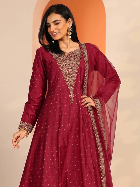 Women's Clothing Red Suits for Ethnic Wear by Libas