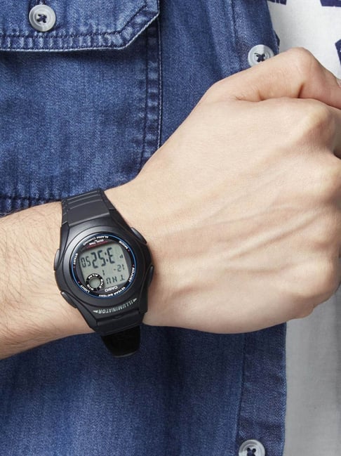 Buy Casio Youth Series F-200W-1ADF (D027) Digital Watch at Best Price @ Tata CLiQ
