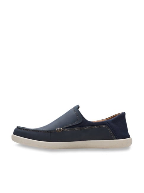 Clarks un lisbon store