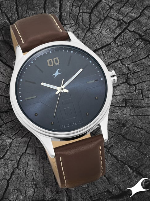 Buy Fastrack 3247SL01 Bare Basics Analog Watch for Men at Best Price ...